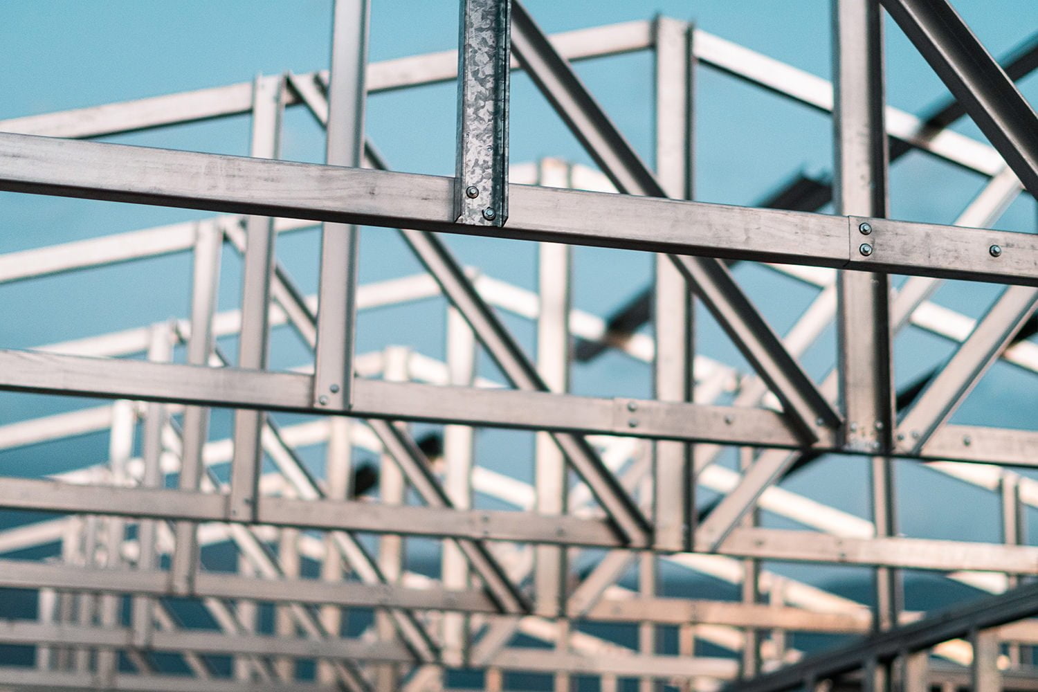 Lehké ocelové konstrukce - Výroba a stavba - KOVKOM